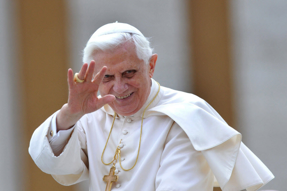 Religion-Nécrologie: Le Vativan annonce le décès du pape émérite Benoît ... Religion-Nécrologie: Le Vativan annonce le décès du pape émérite Benoît ...