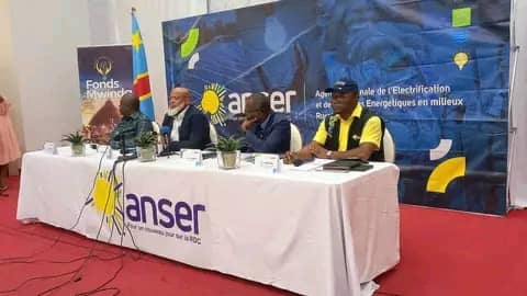 L’ANSER dévoile les avancées de ses projets d’électrification à travers ...
